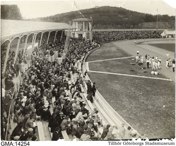 Slottsskogsvallens entrépark – Göteborgs historia