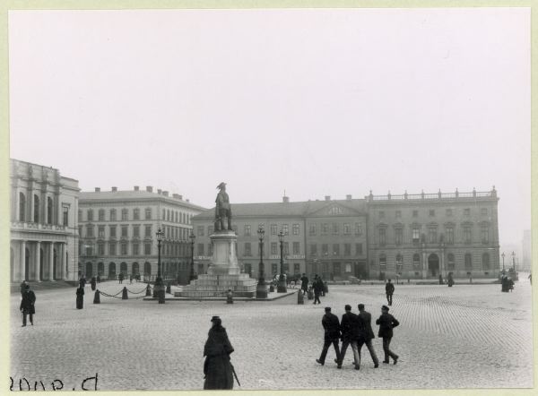 Plantering på Gustaf Adolfs torg? – Göteborgs historia